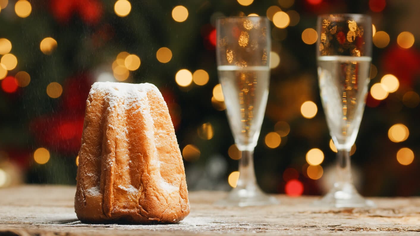 72 Traditional Christmas Foods from Around the World for Traveling ...